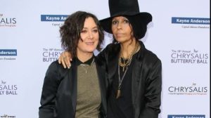 Linda Perry (Singer) Biography, Wiki, Age, Cause of Separation from ...
