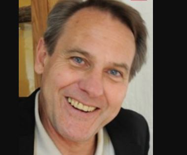 Who is Anthony Smee? Wiki, Biography, Age, Spouse, Net Worth, Fast ...