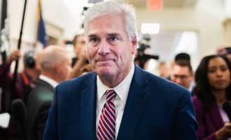 Tom Emmer Wiki, Biography, Age, Spouse, Height, Net Worth, Fast Facts ...