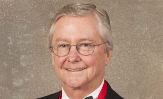 Carl Sewell Wiki, Biography, Age, Spouse, Height, Net Worth, Fast Facts ...