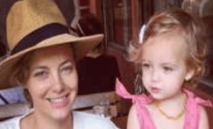 Fianna Francis Masterson | Family And Sibilings - Wikibious