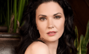 Laura Mennell Wiki, Biography, Age, Spouse, Height, Net Worth, Fast ...