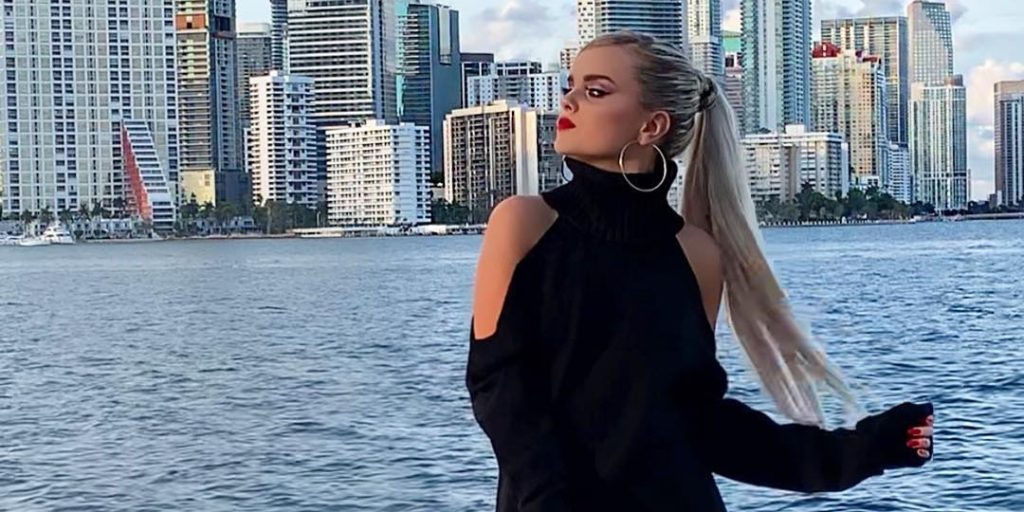 Mia Diaz (Dance Moms dancer) Wikipedia, Biography, Age, Family, Height ...
