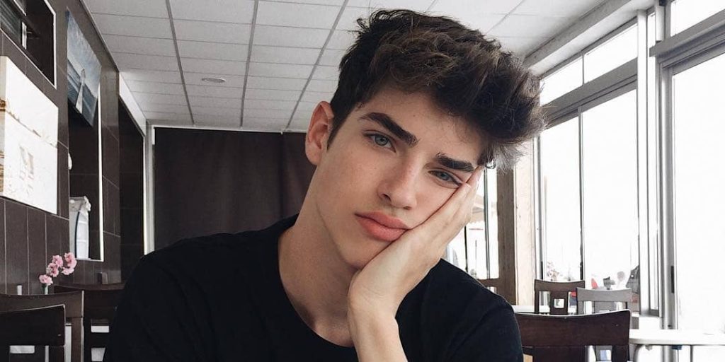 Who is Youtuber Manu Rios? Wikipedia, Biography, Age, Family, Height ...