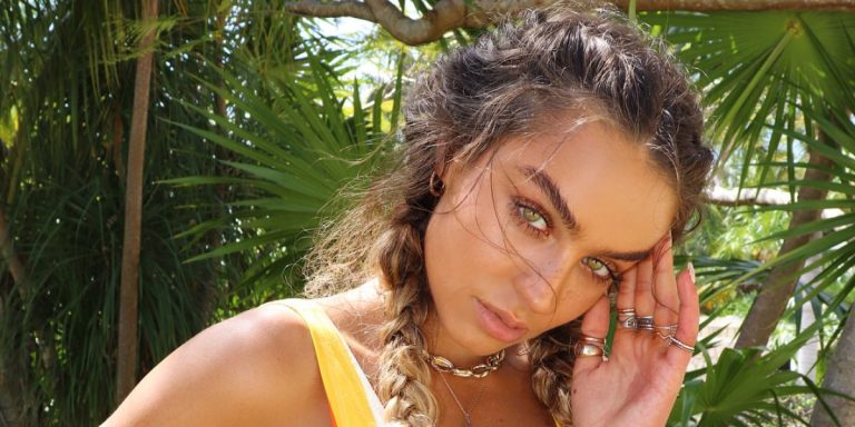 Who is Sommer Ray boyfriend? Wikipedia, Biography, Age, Family, Height ...