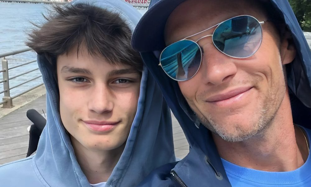 All About Tom Brady and Bridget Moynahan's Son John Edward Thomas ...